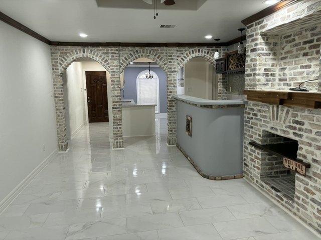 7718 Breezeway St, Houston, TX 77040