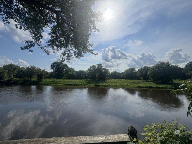 7718 Shorewood Dr, Salem Lakes, WI 53168