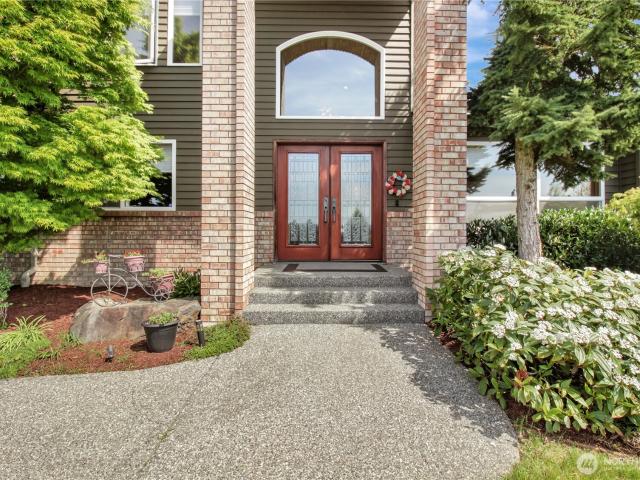 7718 78th Place NE