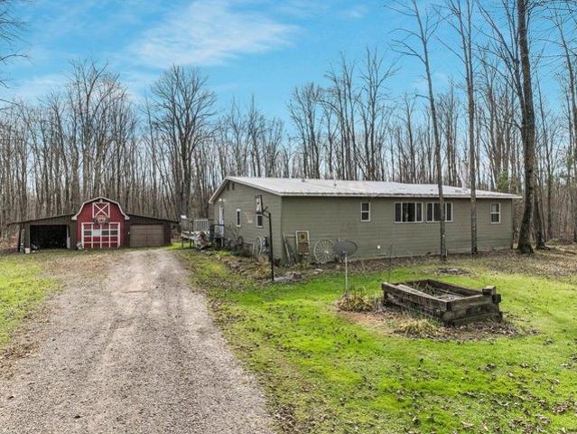 7719 W Wears Rd, Catawba, WI 54515