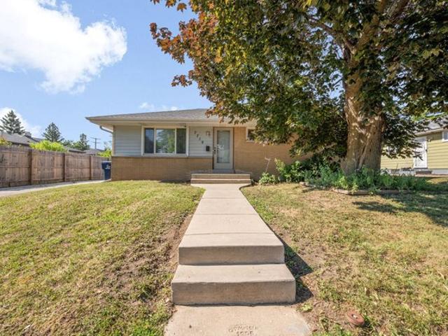 7719 W Winfield Ave, Milwaukee, WI 53218