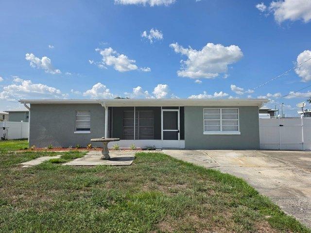 7710 Coral Vine Ln, Tampa, FL 33619