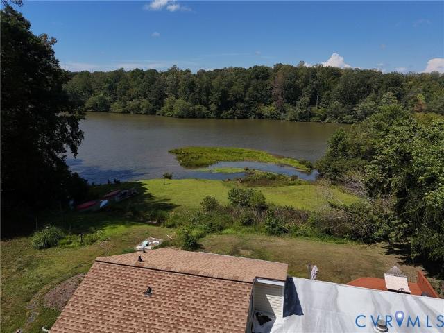 7710 Lake Shore Dr, North Chesterfield, VA 23235 | MLS #2609 | Compass