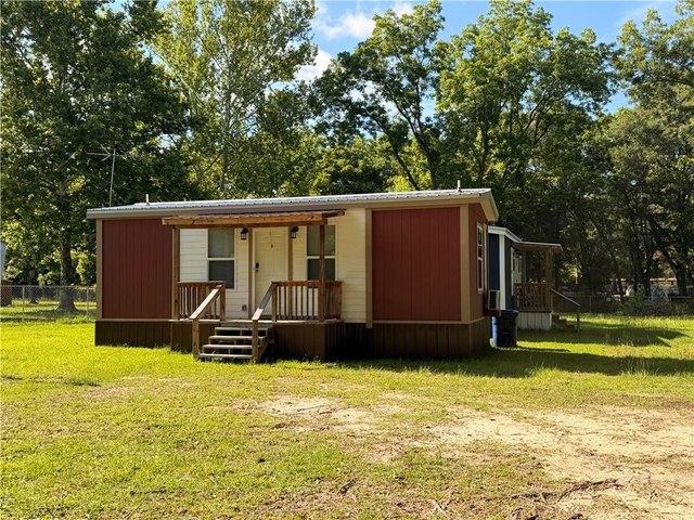7710 Pecan Dr S, Irvington, AL 36544