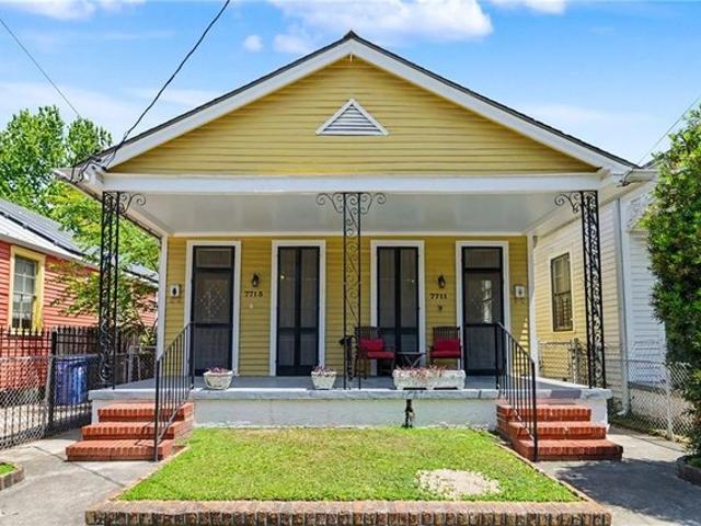 7711 Oak St, New Orleans, LA 70118