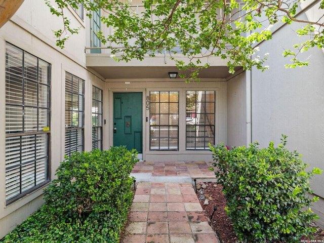 7711 Callaghan Rd Apt 805, San Antonio, TX 78229