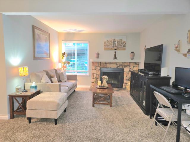 7711 Juan Way, Unit 22A, Fair Oaks, CA 95628 | MLS #226015 | Compass