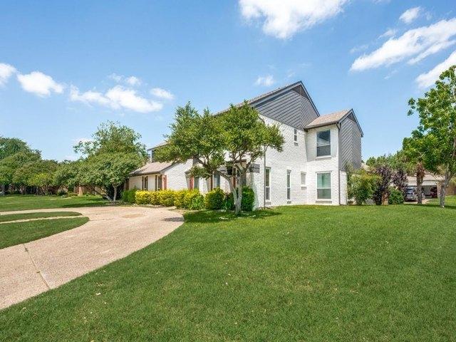 7711 Turnberry Ln, Dallas, TX 75248