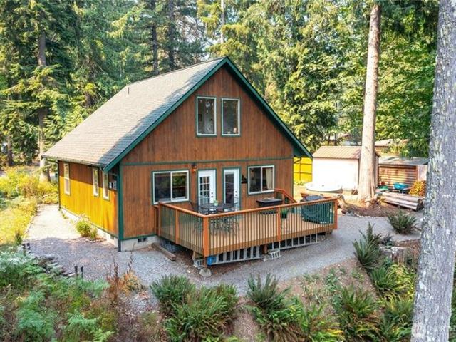 7712 Viewridge Dr, Maple Falls, WA 98266