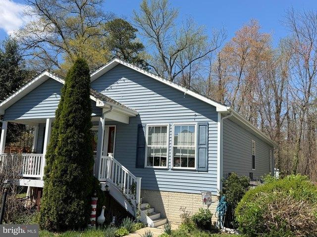 7712 West Dr, Glen Burnie, MD 21060