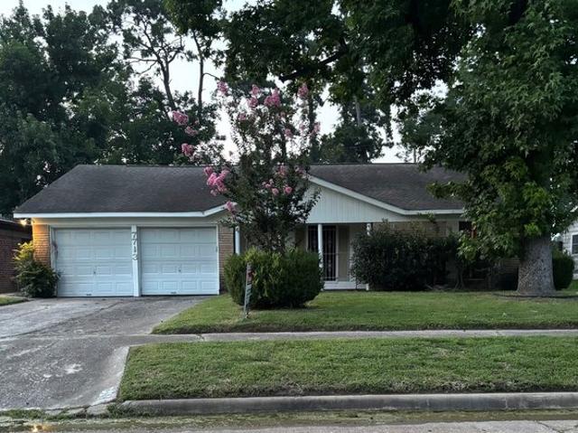 7713 Cabot St, Houston, TX 77016