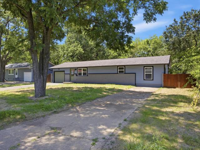 7713 Canyon Drive