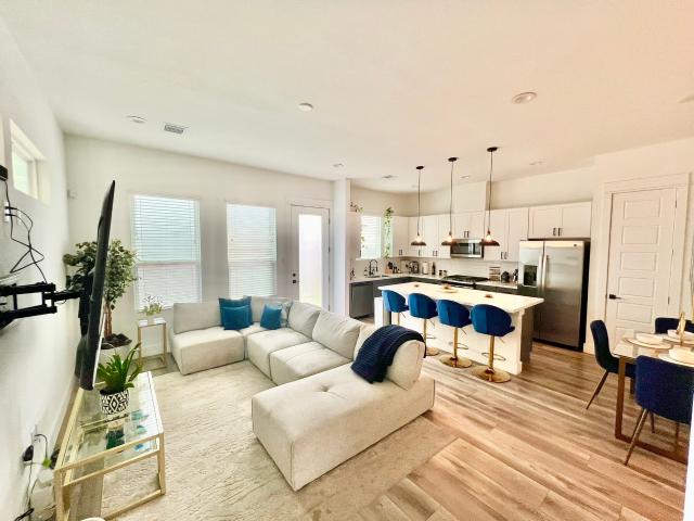 7713 Johanna Park Drive