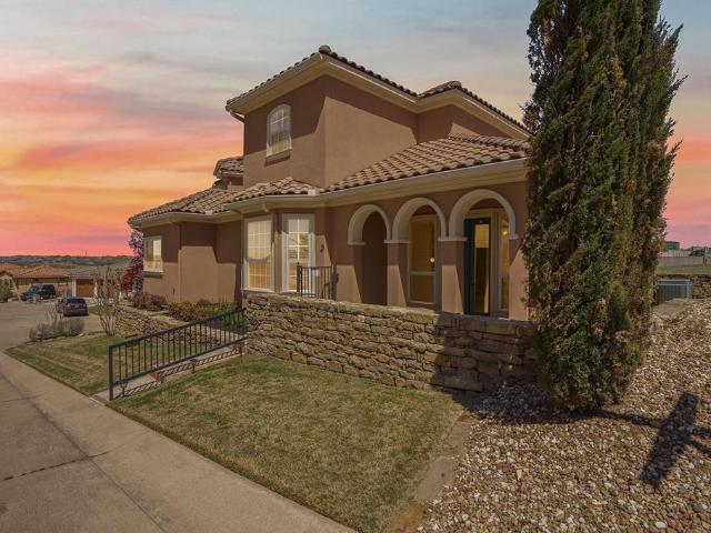 7713 Lakeview Circle