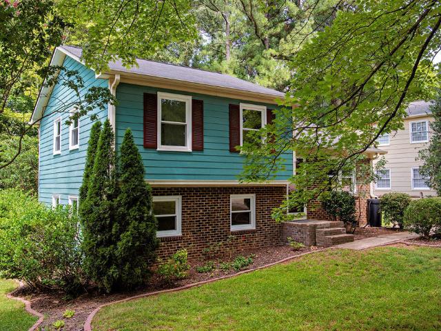 7713 Longstreet Drive