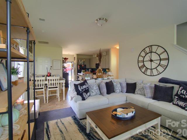 771 Cardwell Lane