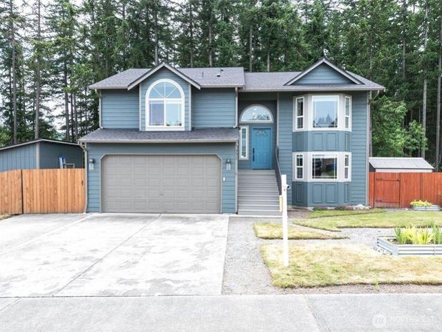 771 Carriage Court Dr W, Eatonville, WA 98328
