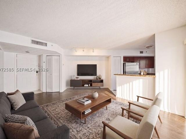 771 N Pine Island Rd Apt 205, Plantation, FL 33324