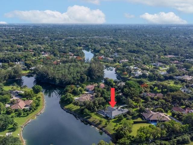 7724 NW 47th Dr, Coral Springs, FL 33067