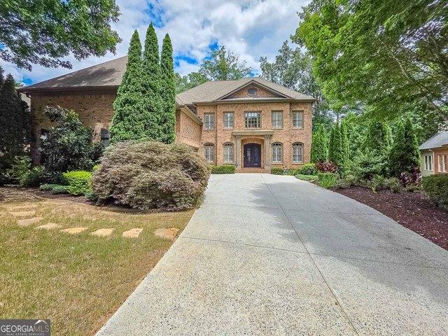 7725 NW Marsh Ct NW, Sandy Springs, GA 30328