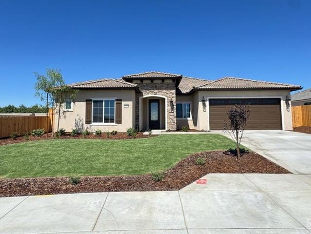 7725 Denmarsh St, Bakersfield, CA 93311