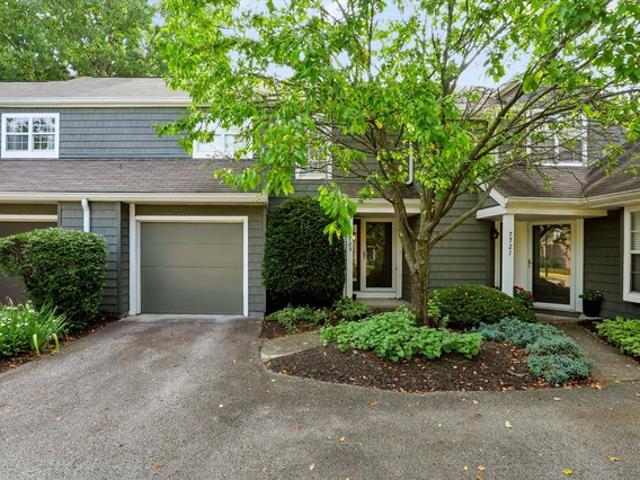 7725 Harbour Isle, Indianapolis, IN 46240