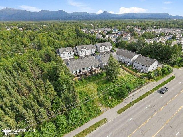 7727/7 Lake Otis Pkwy, Anchorage, AK 99507