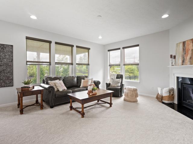 7727 Tanager Court