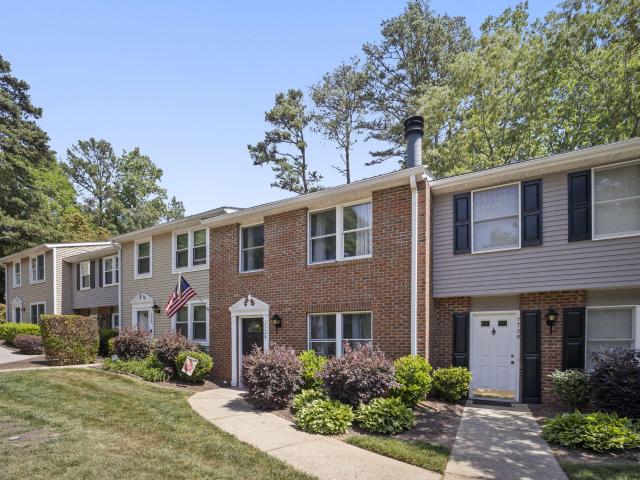 7728 Crown Crest Court