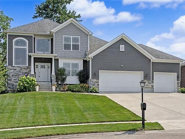 7728 Devonwood Ct, Huber Heights, OH 45424