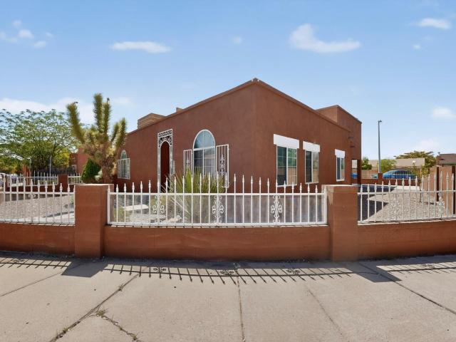 7728 Redwood Drive NW