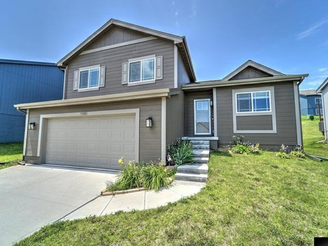 7720 N 108th St, Omaha, NE 68142