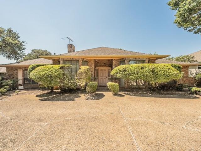 7720 Lone Moor Cir, Dallas, TX 75248