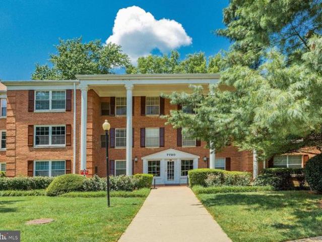 7720 Tremayne Pl #310, McLean, VA 22102