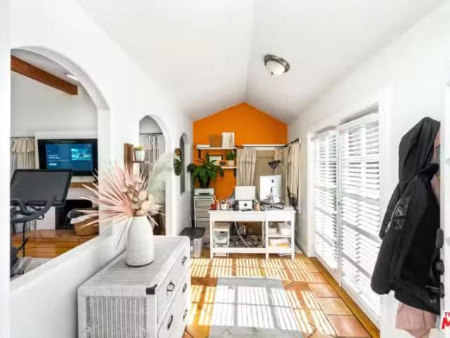 7721 Lexington Ave, West Hollywood, CA 90046