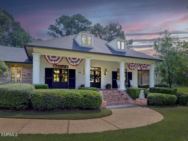7722 Confederate Dr, Meridian, MS 39305