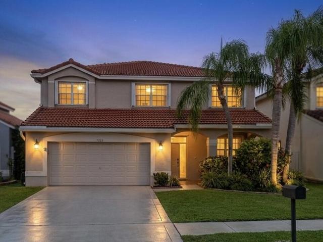 7723 Thornlee Dr, Lake Worth, FL 33467