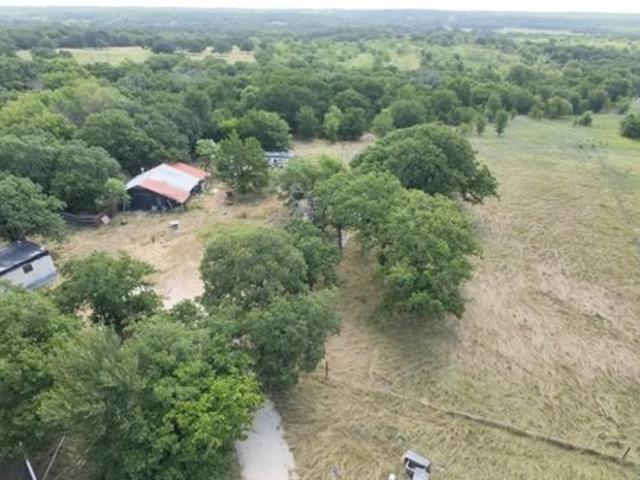 772 County Road 1749, Chico, TX 76431