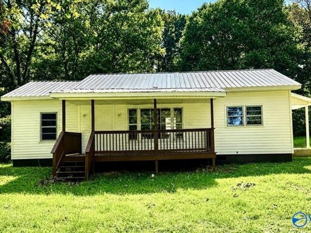 772 E McKinney Ave, Albertville, AL 35951
