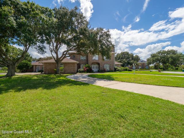 772 Oak Park Dr, Melbourne, FL 32940 | MLS #1058 | Compass