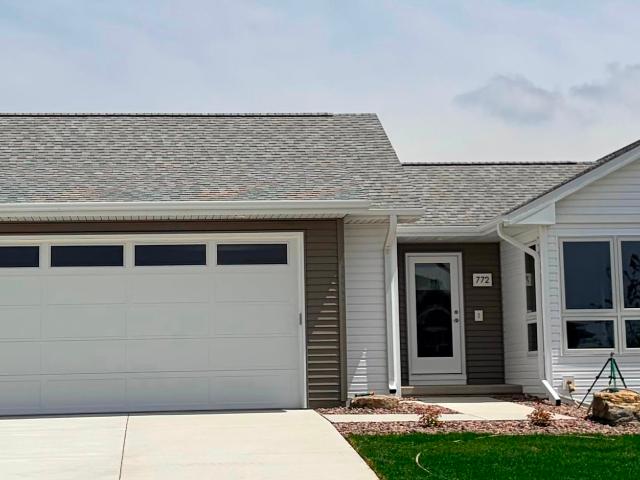 772 N Waveland Road