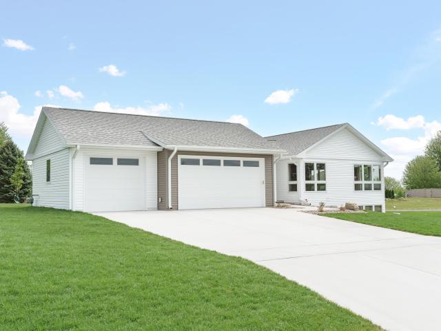 772 N Waveland Road