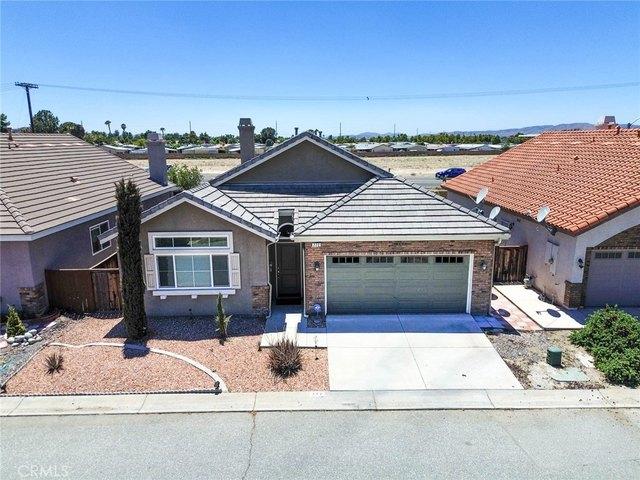 772 Saint Alban Rd, San Jacinto, CA 92583