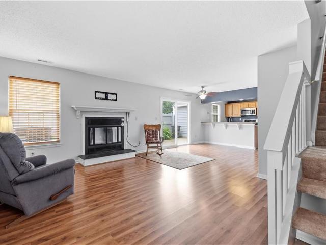 772 Ridge CIR