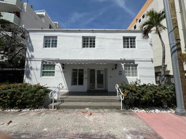 7734 Abbott Ave #201, Miami Beach, FL 33141