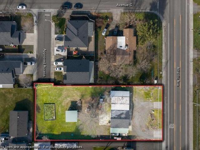 7735 Atlantic Ave, White City, OR 97503