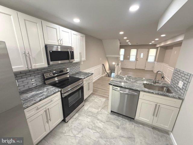 7735 Temple Rd, Philadelphia, PA 19150