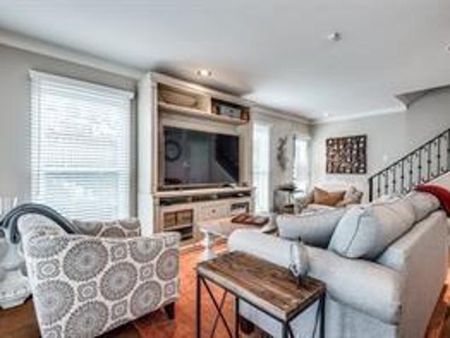 7736 Meadow Road # 101