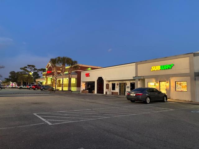 7736 N Kings Hwy