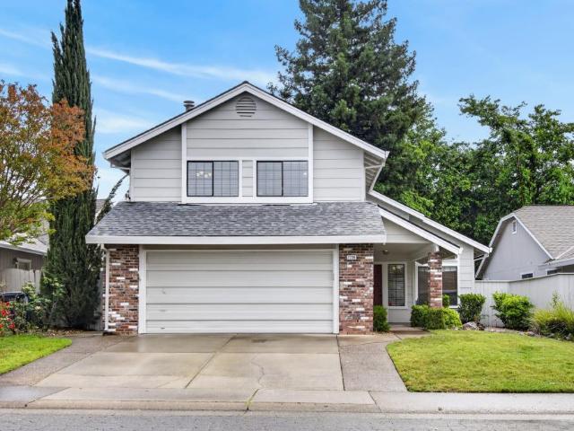 7736 Auburn Woods Dr, Citrus Heights, CA 95610 | MLS #226049 | Compass